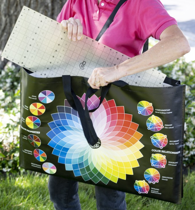 Quilters Color Wheel Carry All – The Quilters Quarters